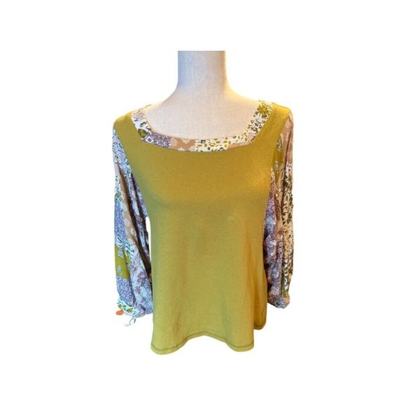 Mystree | Tops | Mystree Small Floral Long Bell Sleeve Boho Cottagecore ...